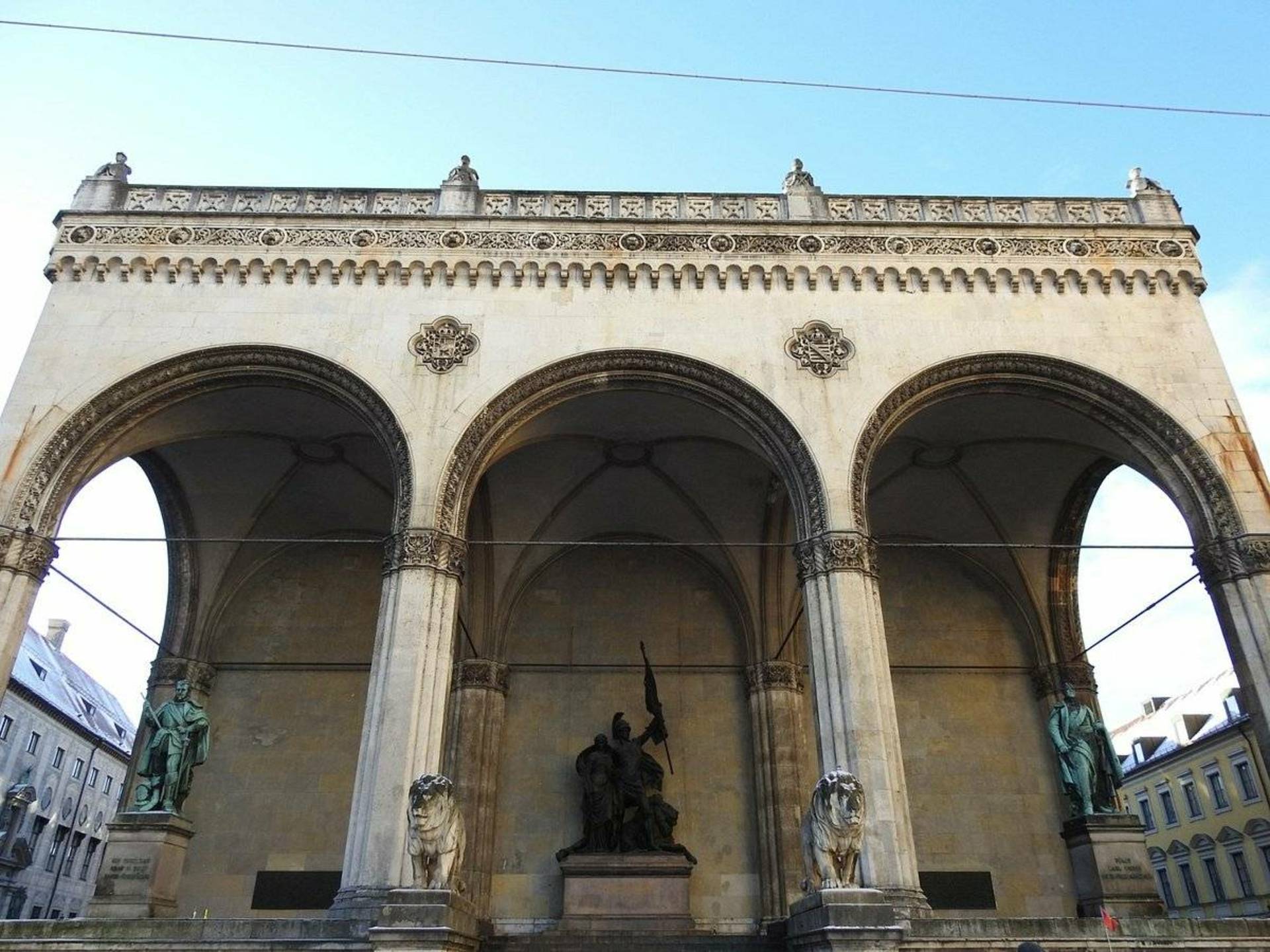 Feldherrnhalle ir naciai