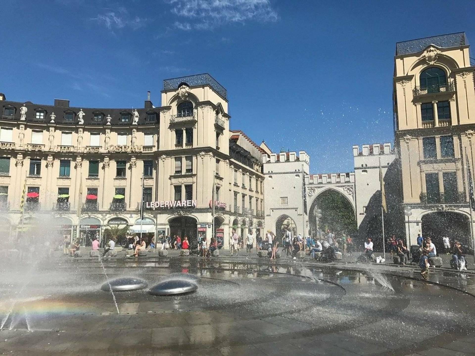 "Karlsplatz" ar "Stachus"