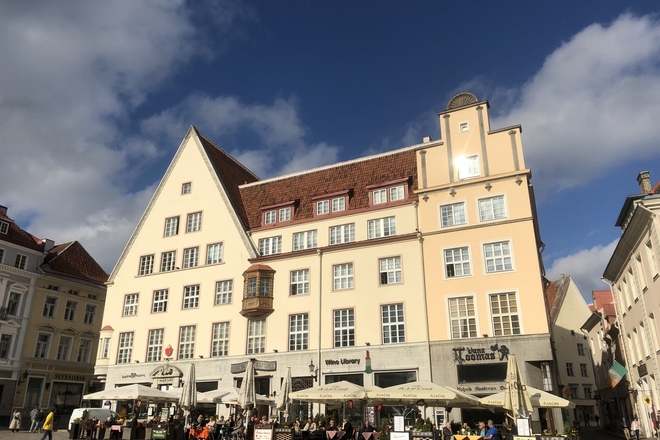 Talino rotušės aikštė