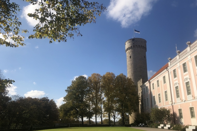 Tompea kalva ir pilis